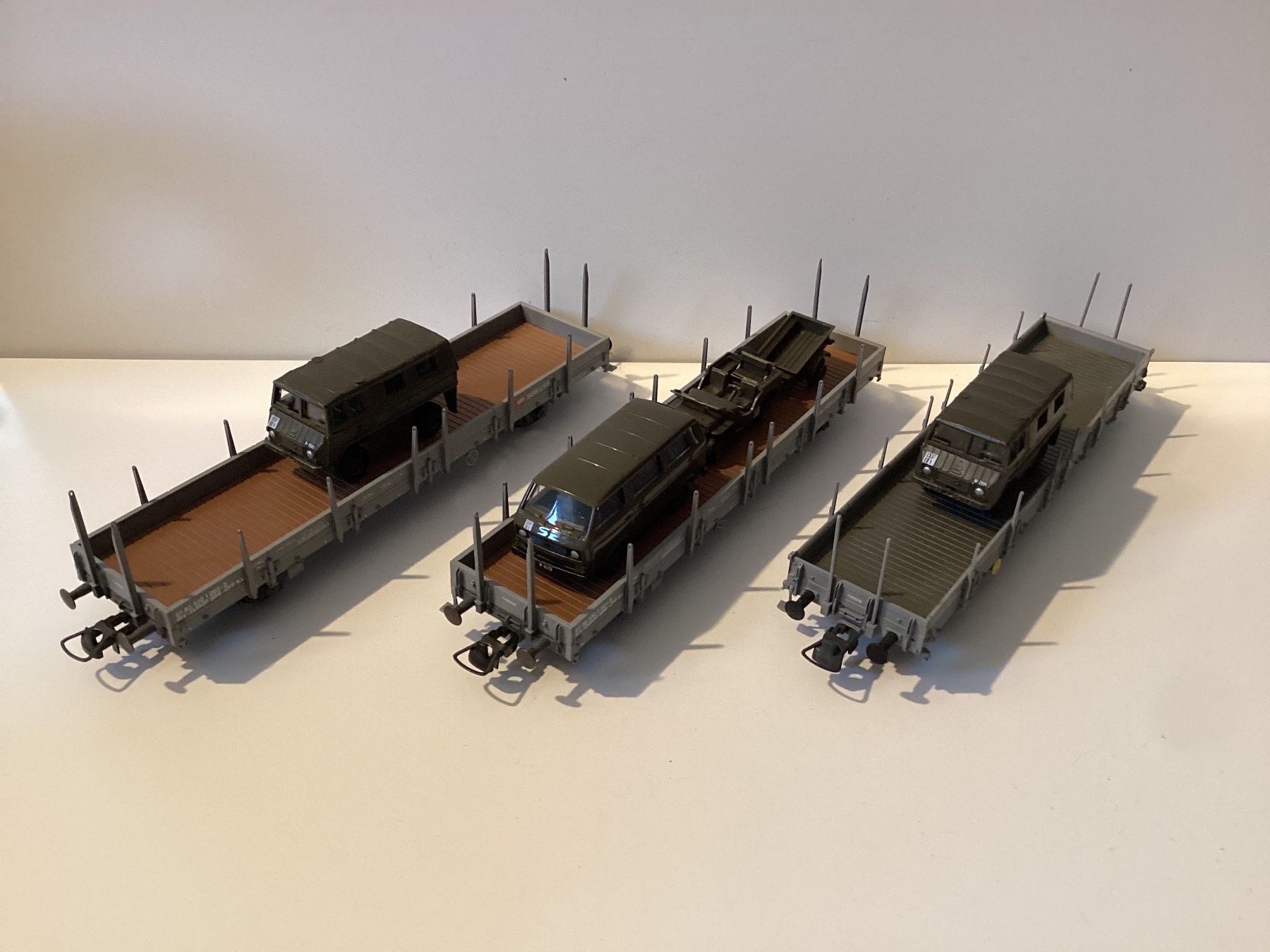 Aku Kull Roco Güterwagen Pinzgauer Armee SBB 1:87 H0 (Gebraucht) in ...