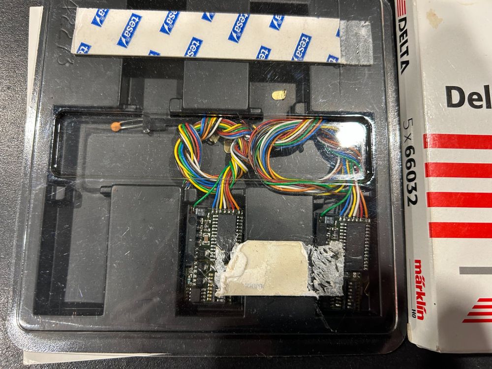 Märklin 66032 2 décodeurs Delta (Gebraucht) in Villeret für CHF 22 ...