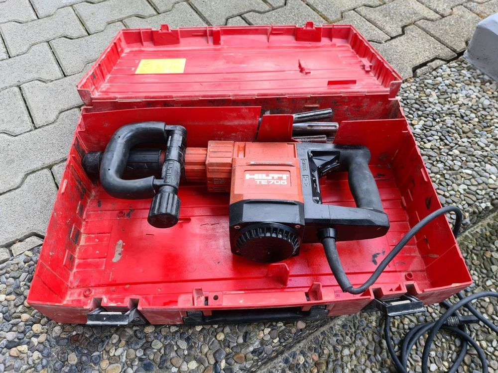 HILTI TE- 705 SPITZMASCHINE (Defekt) in Winkel für CHF 112 – mit ...
