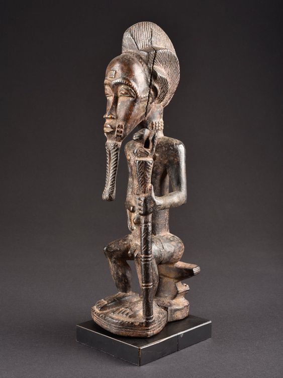 Afrikanische Figur mit Stab aus Zürcher Privatsammlung (Gebraucht) in Basel für CHF 135 – mit ...