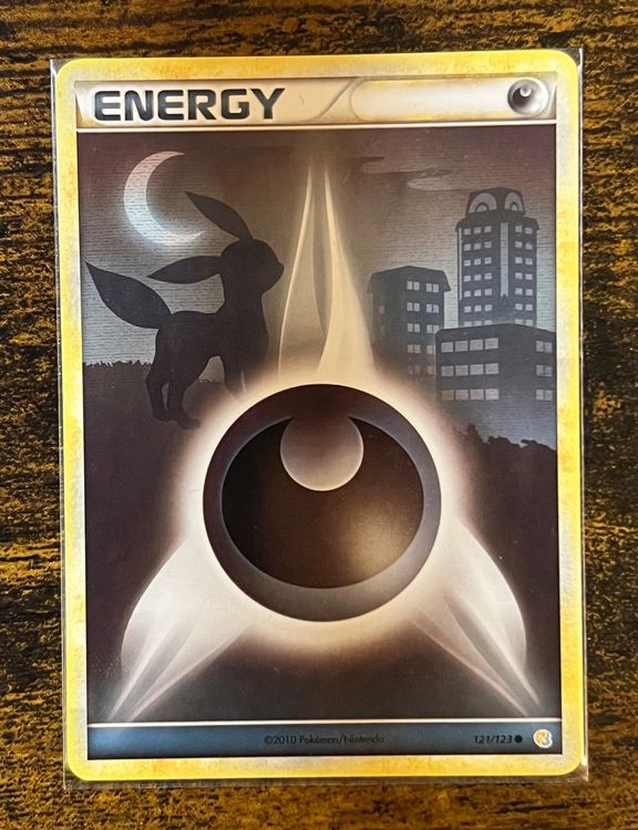 Umbreon Darkness Energy 121/123 | Kaufen auf Ricardo