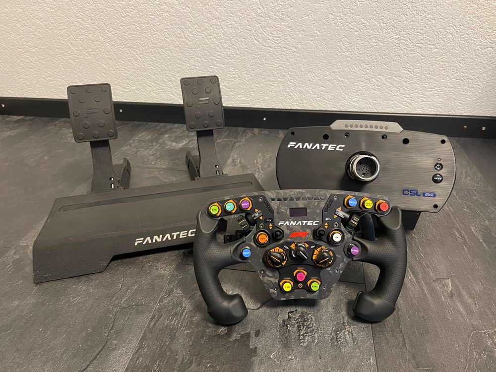 Fanatec Sim Racing Set - mit Clubsport Lenkrad F1 2020 (Gebraucht) in ...