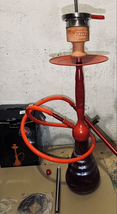 AMY Deluxe Shisha Set rot (Gebraucht) in Wil SG für CHF 10 – mit ...