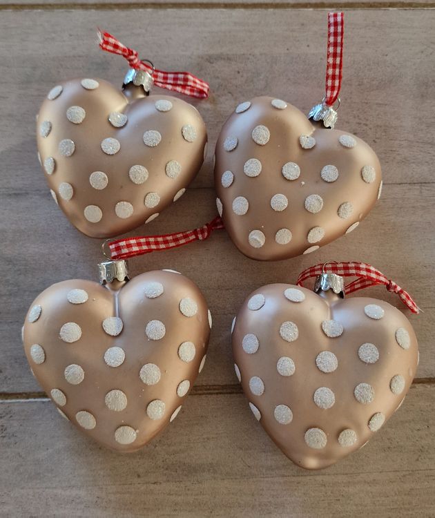 4x Herz Christbaumkugeln, beige mit Punkten, neuwertig! (Gebraucht) in ...