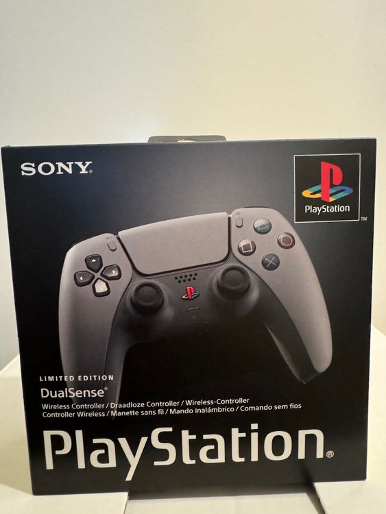 Sony DualSense 30th Anniversary Limited Edition NEU OVP (Neu und originalverpackt) in Männedorf ...