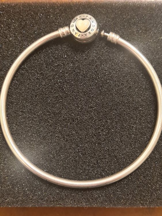 Pandora Armereif mit Herzverschluss (Neu (gemäss Beschreibung)) in Anglikon für CHF 49 – mit ...