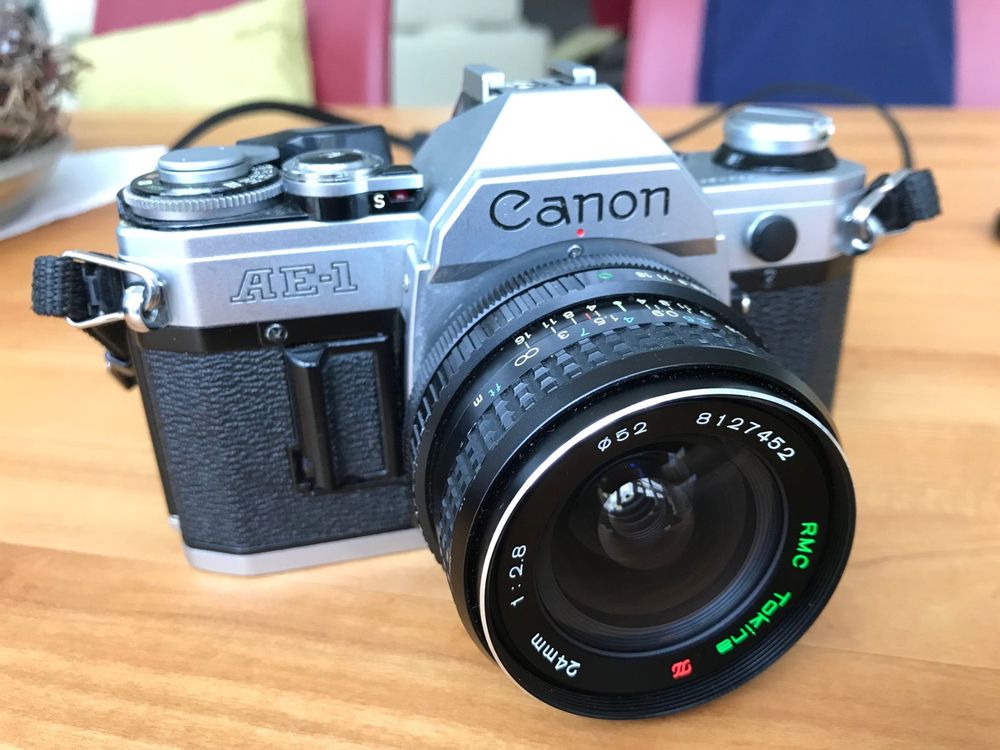 Canon Analogkamera AE-1 mit div. Objektiven (Gebraucht) in Hinwil für ...