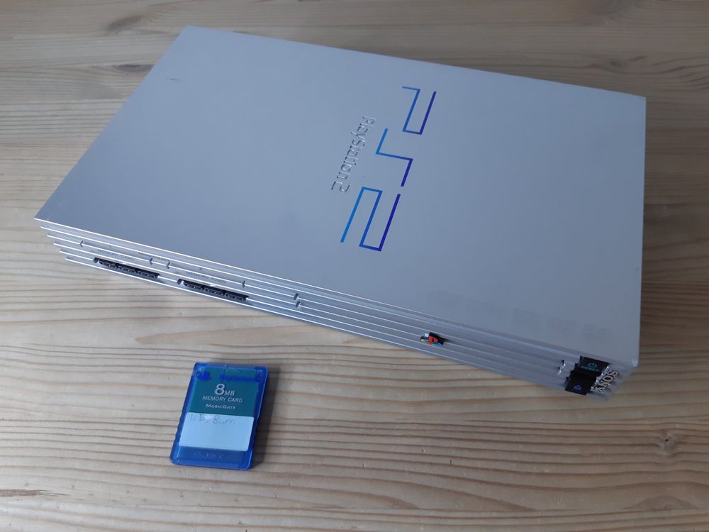 SONY Playstation 2 PS2 FAT Silber SCPH-50004 mit MemoryCard | Kaufen ...