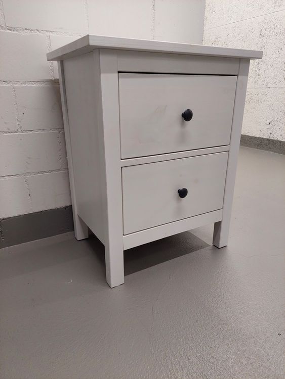 IKEA Hemnes Nachttisch (Gebraucht) in Wetzikon ZH für CHF 6 – nur Abholung auf Ricardo kaufen