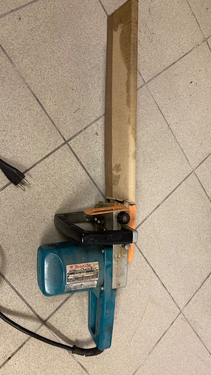 Kettensäge Makita (Gebraucht) in Giswil für CHF 10 – nur Abholung auf ...