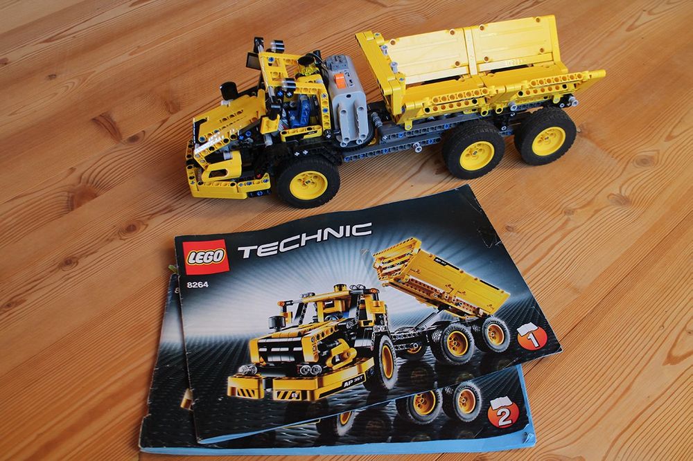 Lego Technic / Knickgelenk-Laster / 8264 (Gebraucht) in Männedorf für ...