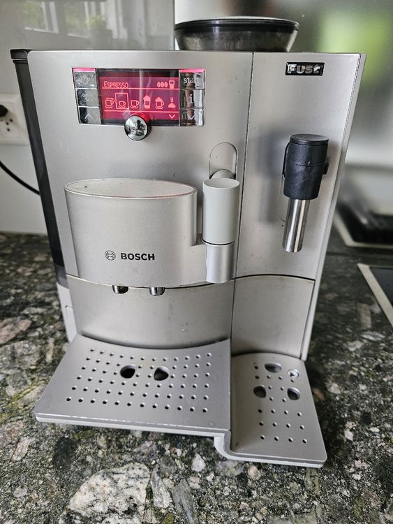 Bosch Vero Professional 300 Kaffeevollautomat | Kaufen auf Ricardo