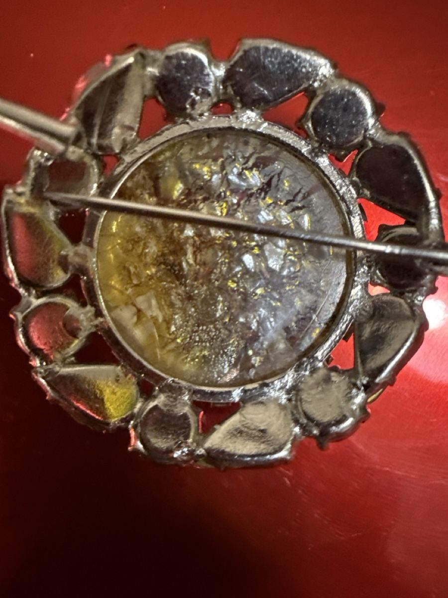 Broche vintage chic et élégante, tons ambre automne 🍂 (D'occasion) à ...