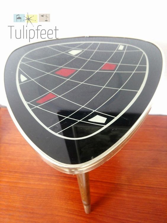 Designklassiker Retro 50er Jahre Blumenhocker * Nierentisch (Gebraucht) in Reinach BL für CHF 75 ...