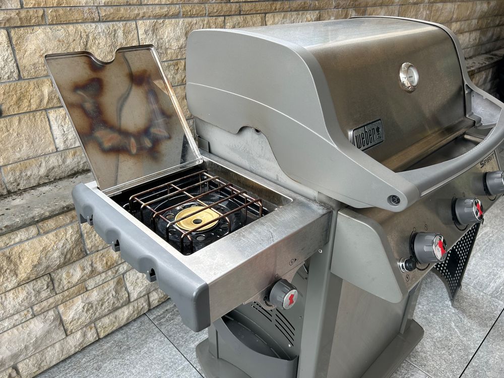 WEBER Spirit E-320 Premium (Gebraucht) in Küssnacht am Rigi für CHF 211 ...