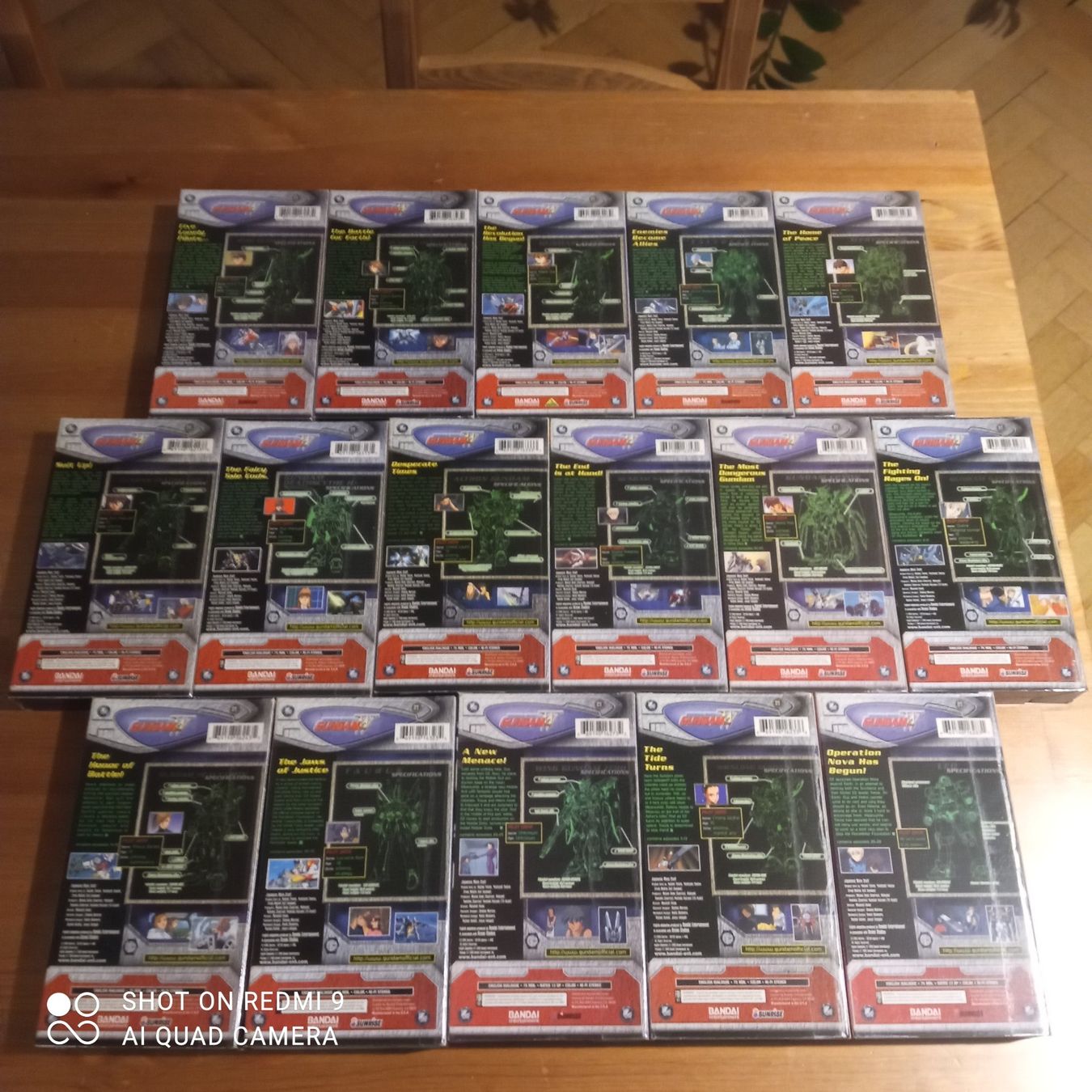 Gundam Wing VHS Komplett Set, 16 Kassetten, Top Zustand! (Gebraucht) in ...