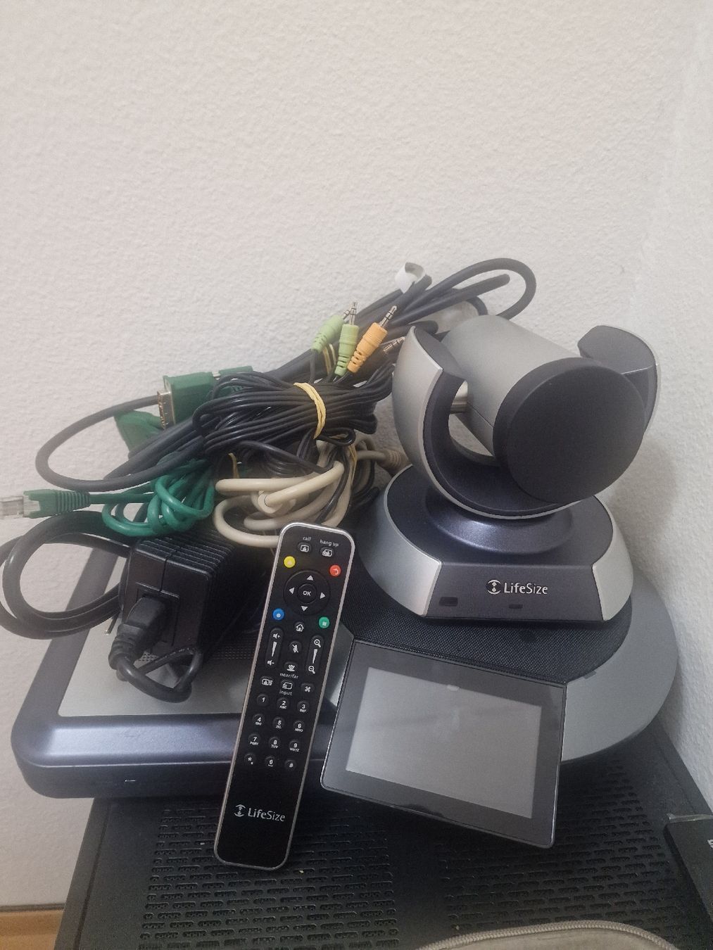 LifeSize Videokonferenz-System – Komplettset, gut erhalten, (Gebraucht ...