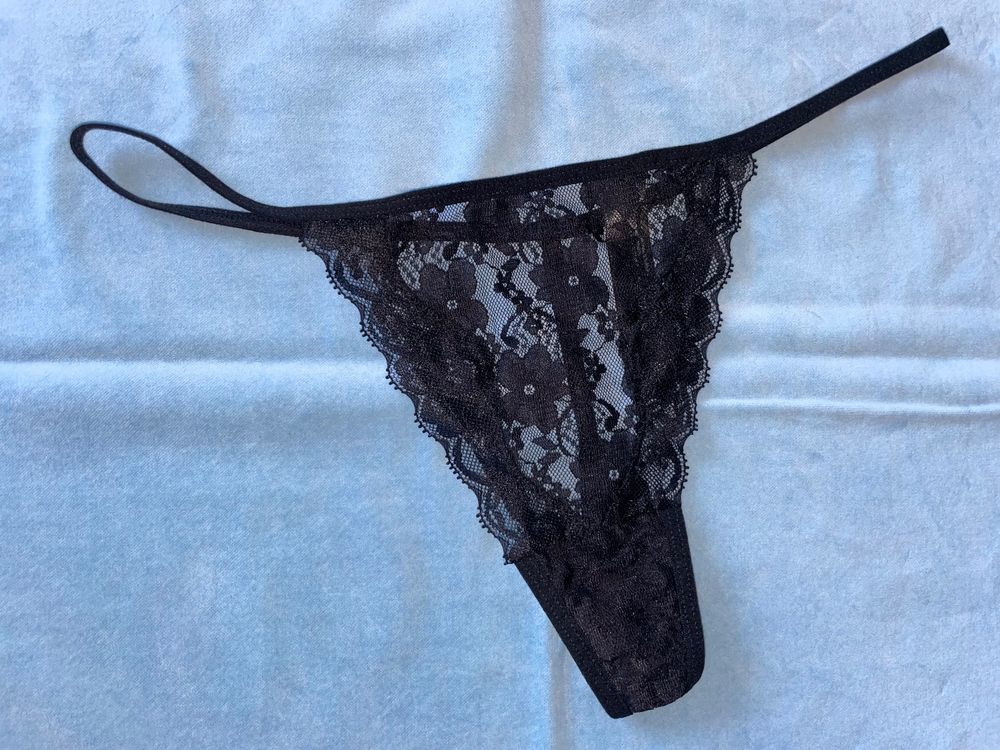 String Tanga Slip Nr. 22 🖤 (Gebraucht) in St. Gallen für CHF 22 – mit ...