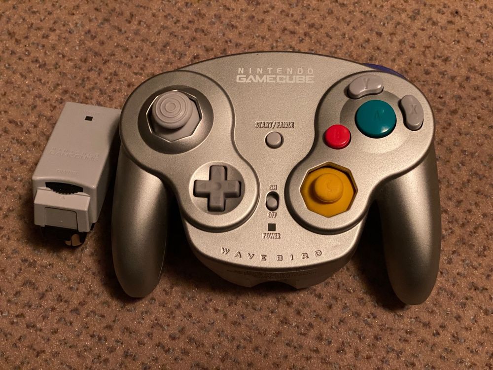 Nintendo Game Cube Wavebird Controller Silber (Gebraucht) in Fahrweid ...