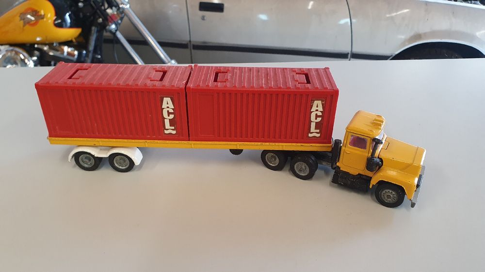 Mack Corgi Major (Gebraucht) in Cousset für CHF 25 – mit Lieferung auf ...