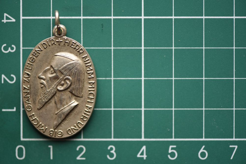 maria mit dem kinde silber anhänger von stockmann religion | Kaufen auf ...