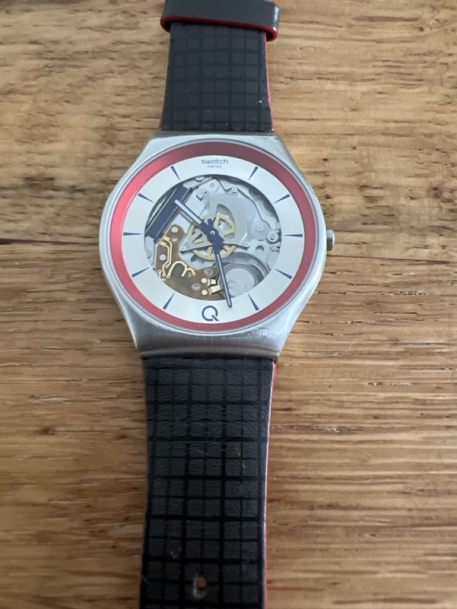 Swatch X 007 Q James Bond watch (Defekt) in Emmenbruecke für CHF 7.9 – mit Lieferung auf Ricardo ...