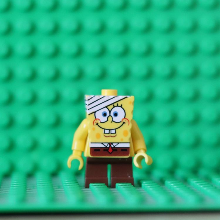 LEGO, SpongeBob - Bandage on Head (Gebraucht) in Luzern für CHF 7 – mit ...