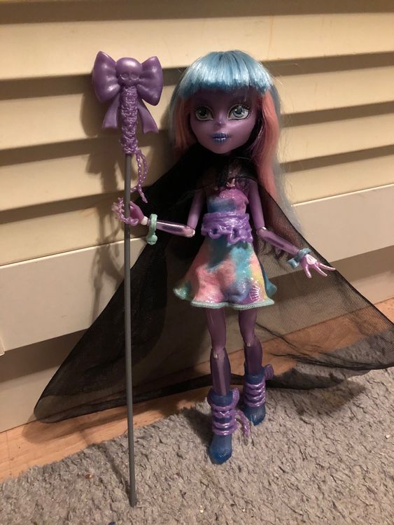 Monster High River Styxx Puppe (Gebraucht) in Hallau für CHF 40 – mit ...