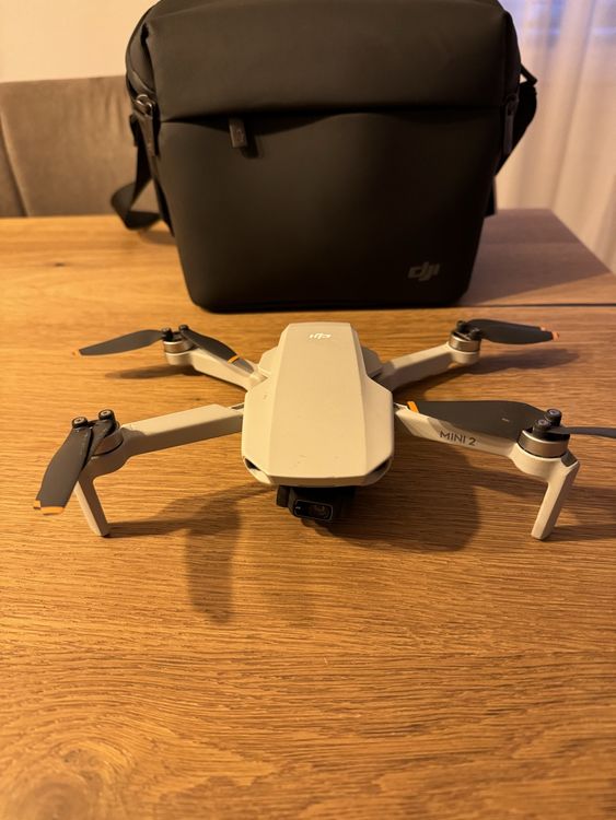 DJI Mini 2 Drohne mit Zubehör (Gebraucht) in Uster für CHF 94 – mit ...