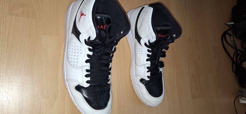 Nike Jordan Access Gr.45 (Gebraucht) in Embrach für CHF 30 – mit ...