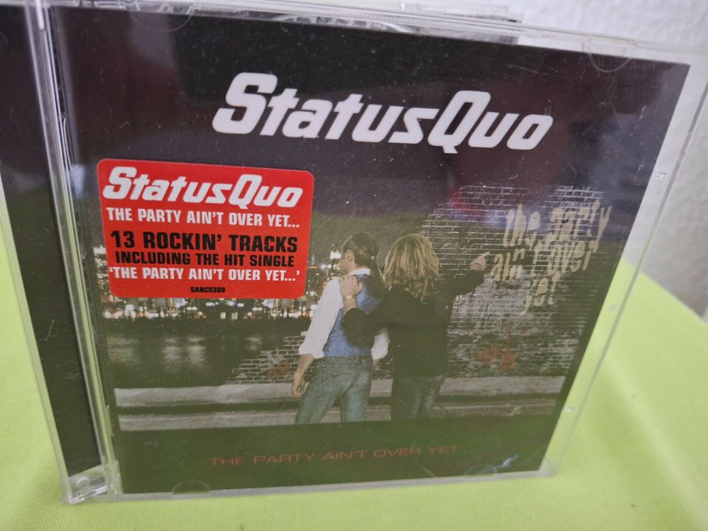 CD Status Quo The Party Ain't Over Yet... (Gebraucht) in Aarberg für CHF 3.6 – mit Lieferung auf ...