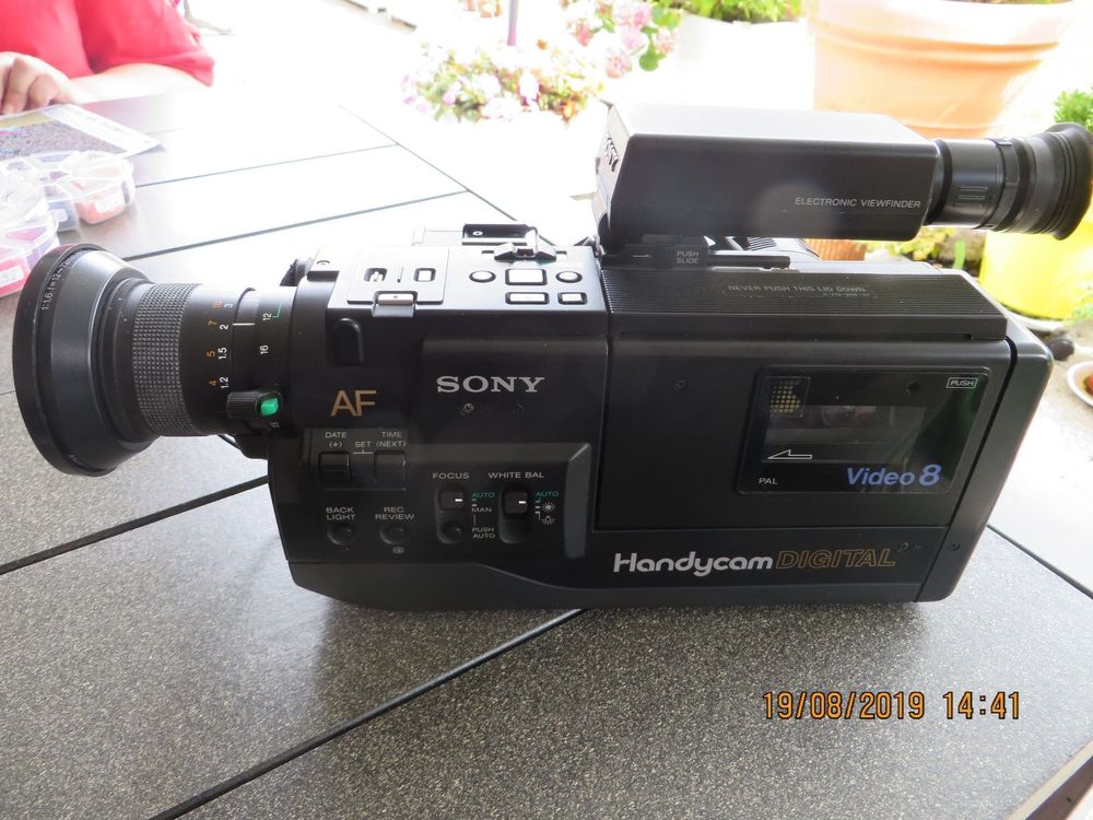 SONY Videorecorder CCD-V50E | Kaufen auf Ricardo