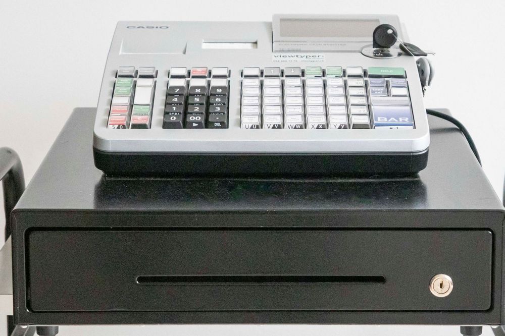 Moderne Registrierkasse Casio SE-3000 mit 30 Sparten | Kaufen auf Ricardo