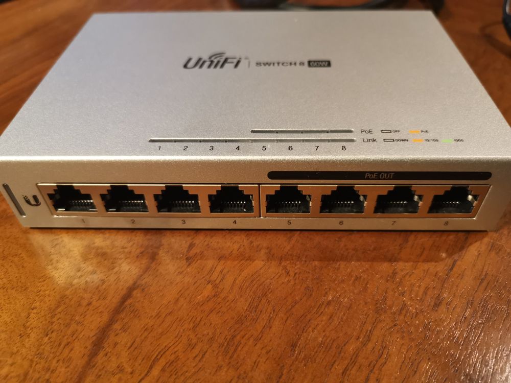 Ubiquiti Unifi 8 Port POE Switch 60W (Gebraucht) in Gockhausen für CHF ...