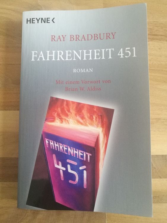 Fahrenheit 451 - Ray Bradbury (Gebraucht) in Zürich für CHF 9 – mit ...