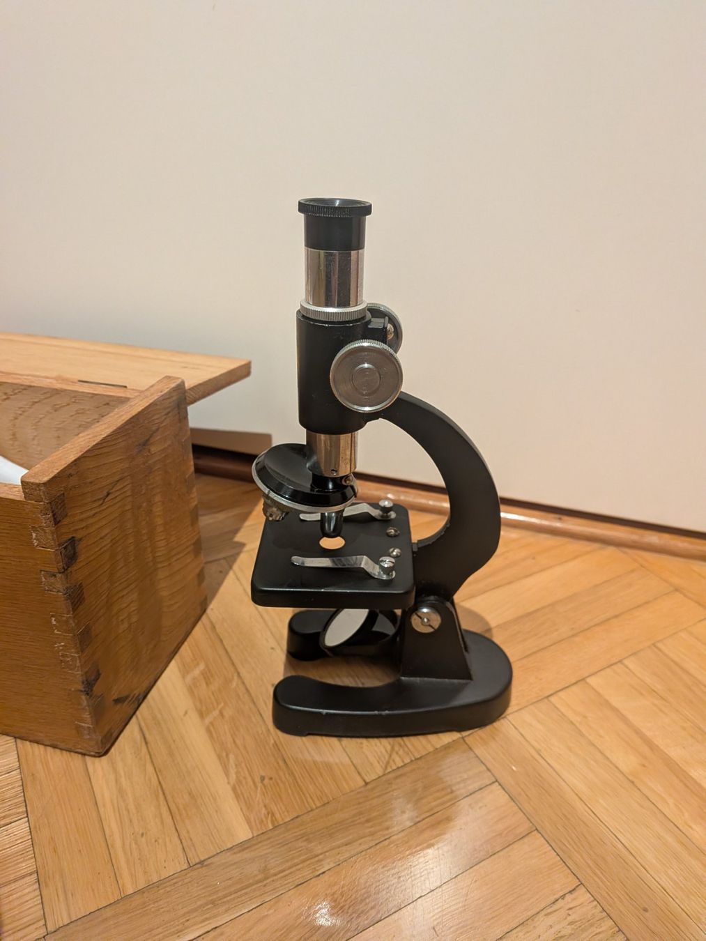 Microscope années 1970 (Gebraucht) in Plan-les-Ouates für CHF 35 – nur ...