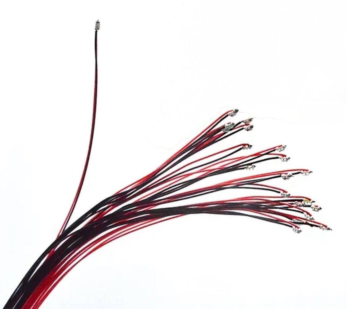 5 Stk. Mikro LED‘s 3V warm-weiss 1x0,5x0,4mm neu (Neu (gemäss ...