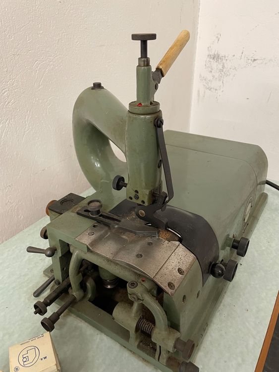 Leder Spaltmaschine Schärfmaschine Fortuna aus Sattlerei (Gebraucht) in ...