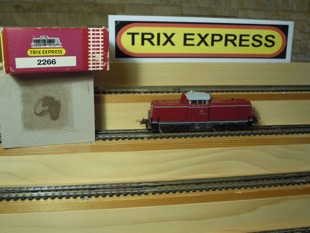 Trix Express Diesel Lok TE 2266 rot V 100 | Kaufen auf Ricardo