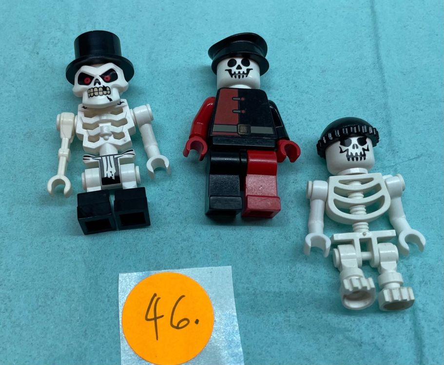 3 Lego Figuren Skelett (Usato) a Rheinfelden per CHF 24 – con consegna ...