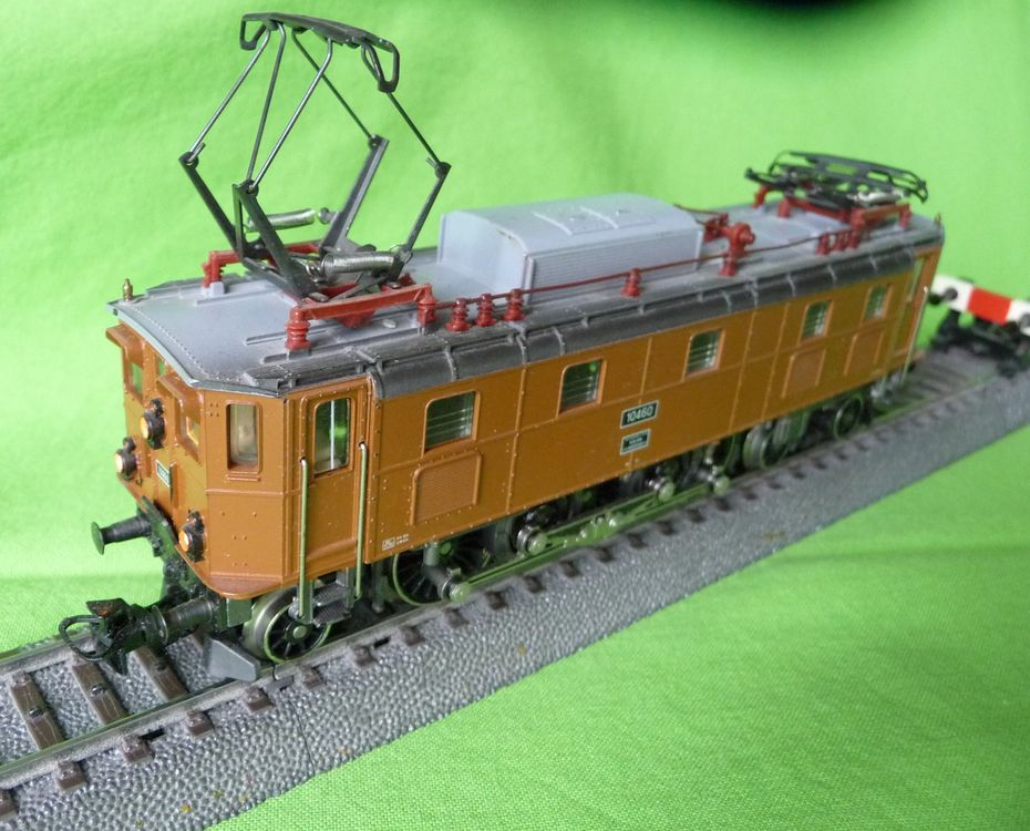 SBB Ae 3/6 10460 Märklin 3151 Relais-Umschalter analog fhrf* (Neu ...
