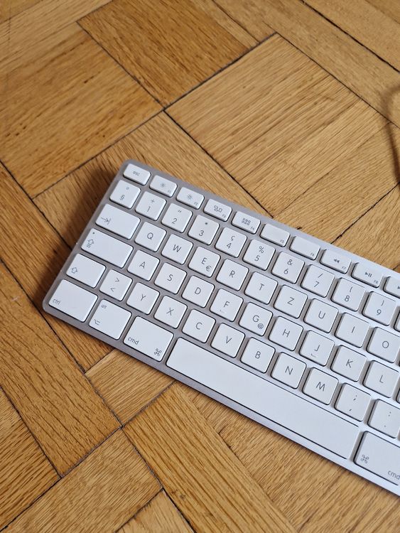 Tastatur Apple Keyboard Usb Kabel Zahlenblock CH DE Konfigur (Gebraucht ...