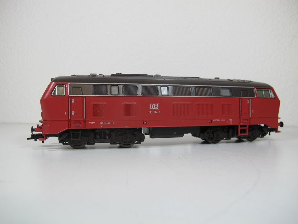 ROCO: Diesel-Lokomotive BR 215 DB (Gebraucht) in Fontaines NE für CHF ...