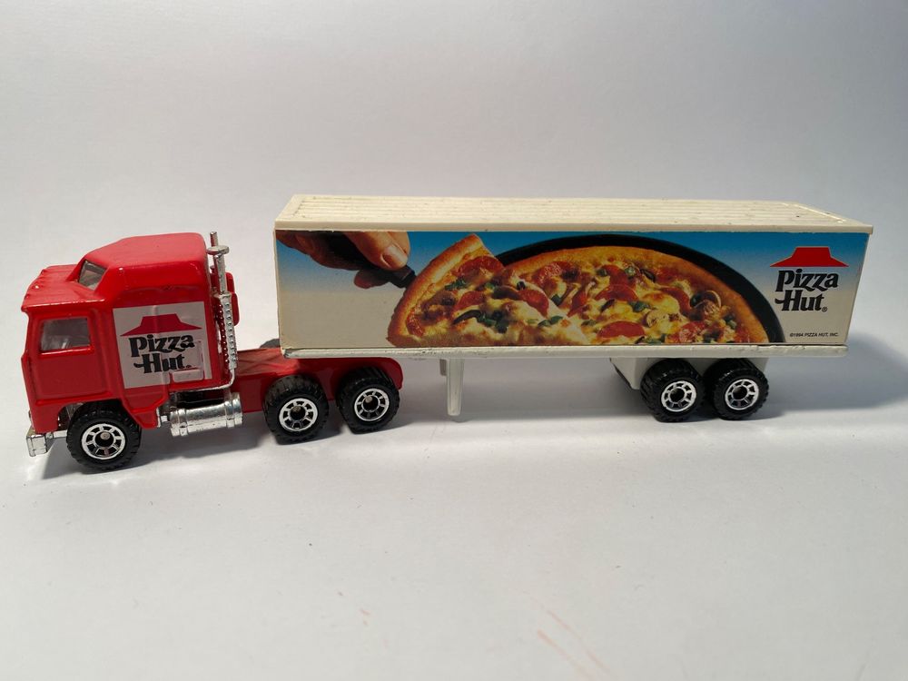 Matchbox Truck pizza hut (Gebraucht) in Winterthur für CHF 7.5 – mit ...
