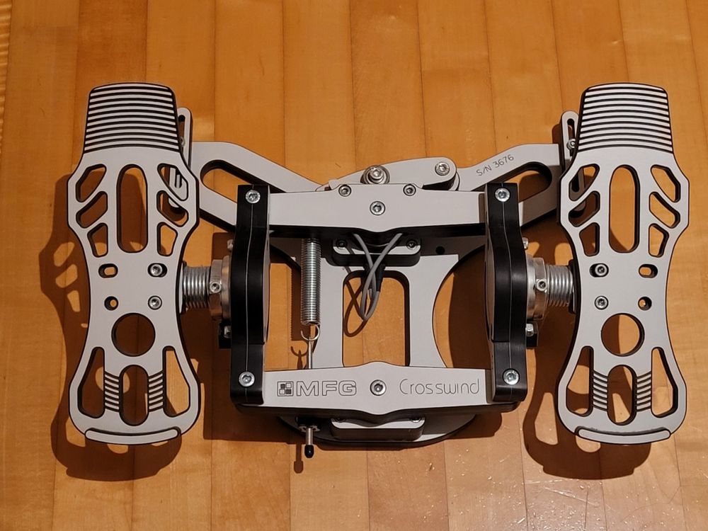 Simulator Ruderpedale MFG Crosswind (Gebraucht) in Knonau für CHF 104 ...