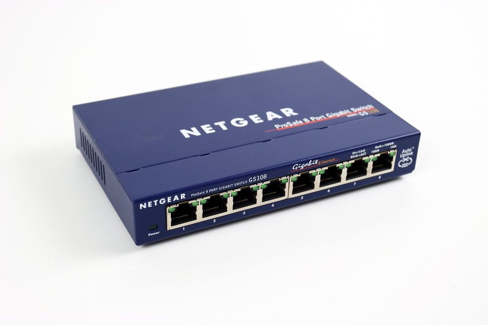 NETGEAR GS108 - Switch - 8 Anschlüsse Hubs & Schalter | Kaufen auf Ricardo