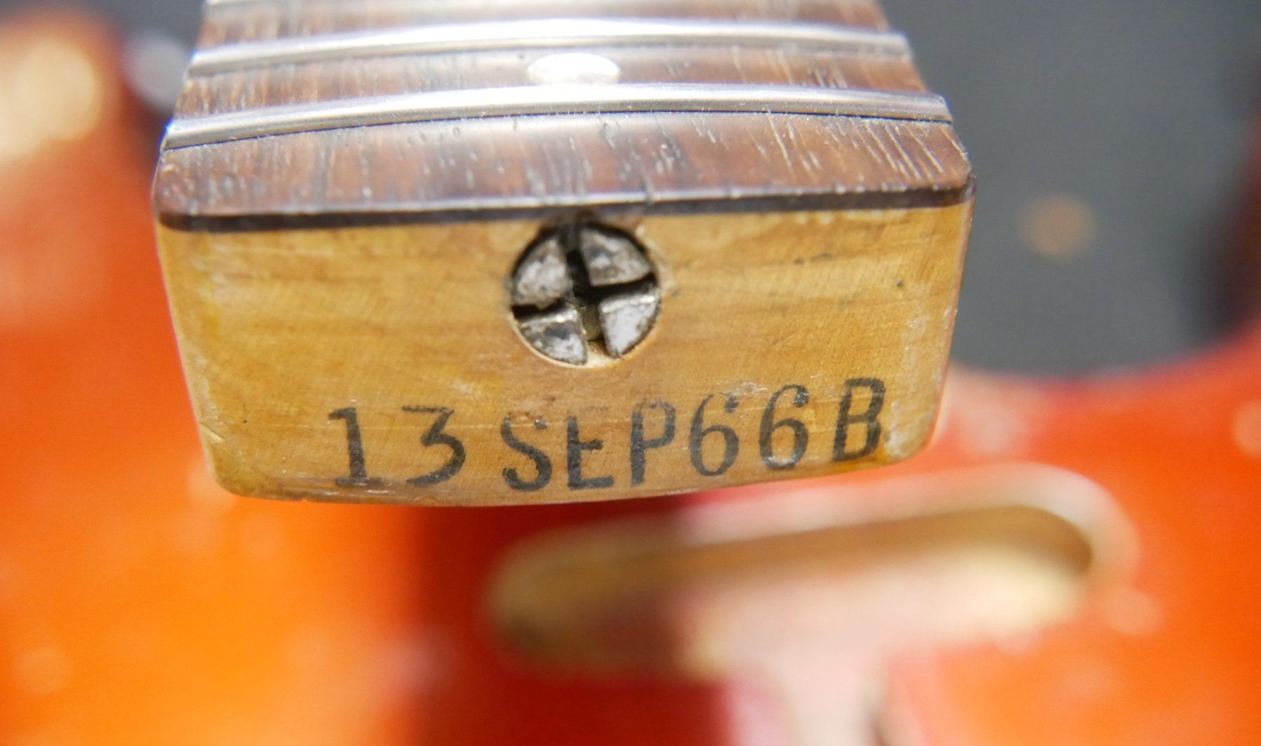 1966 VINTAGE FENDER STRATOCASTER CANDY APPLE RED CUSTOM COLO (Gebraucht ...