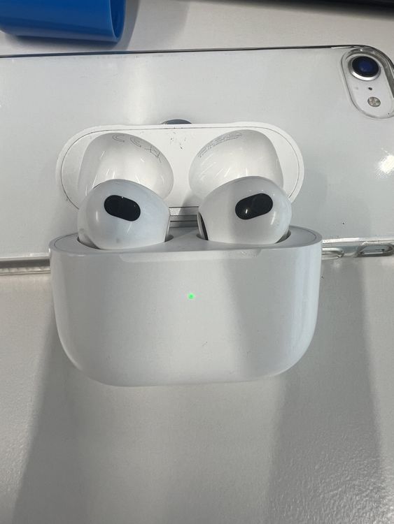 AirPods Apple A2564 (Gebraucht) in für CHF 73 – mit Lieferung auf ...