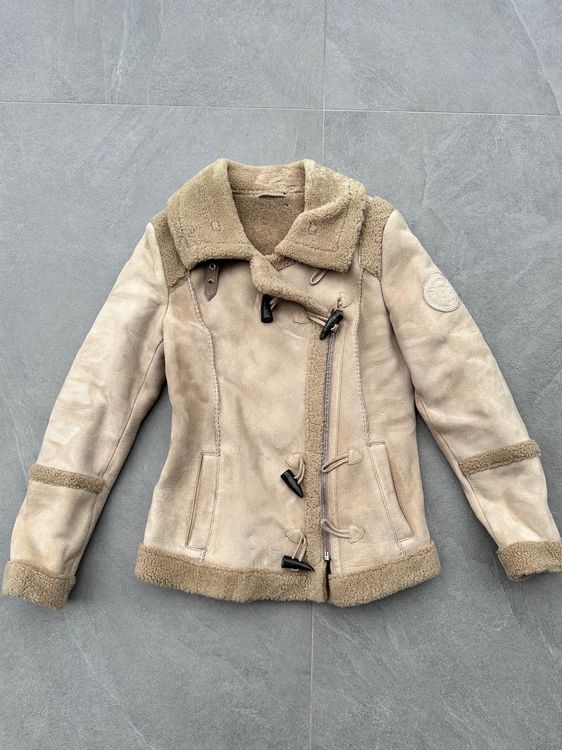 Ventcouvert Lammfelljacke Gr. 42 (Gebraucht) in Grub AR für CHF 120 – mit Lieferung auf Ricardo ...