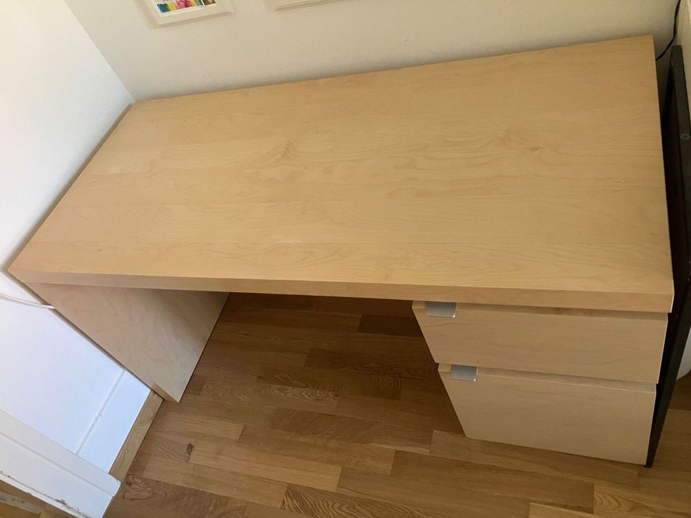 IKEA Malm Schreibtisch 140cmx65cm (Gebraucht) in Cham für CHF 10 – nur Abholung auf Ricardo kaufen